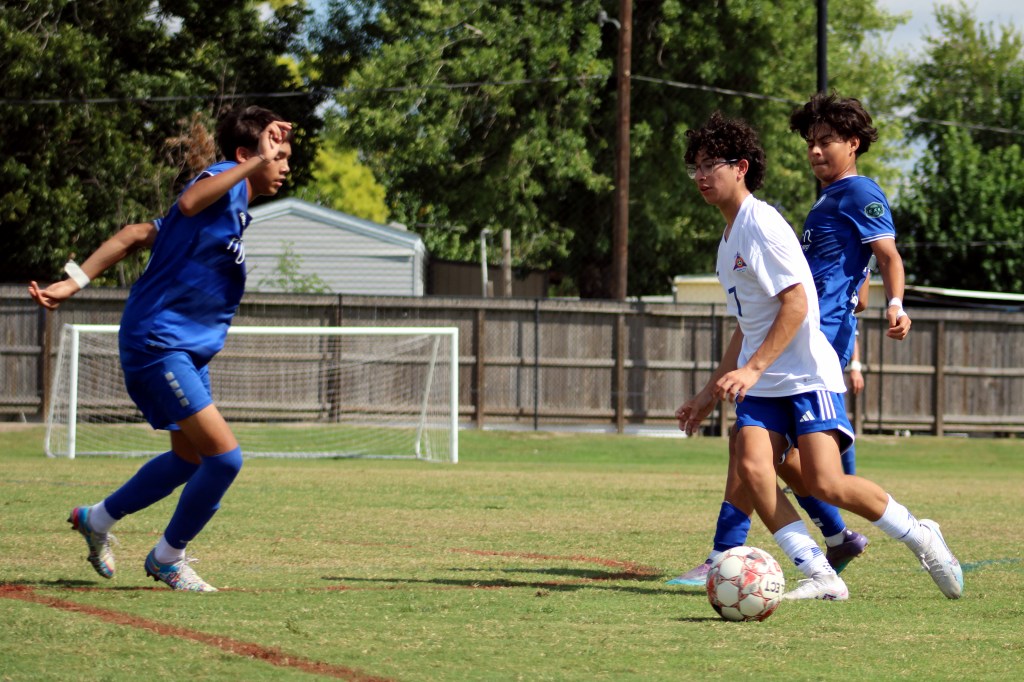 ECRL Boys Texas: Albion Hurricanes 08 vs. Solar 08 – Photos | Prep Soccer