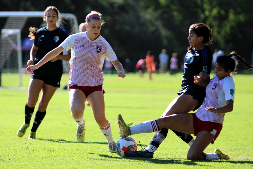 ECNL Girls TX: Challenge SC 08 vs. Sting Dallas Black 08 - Photos ...