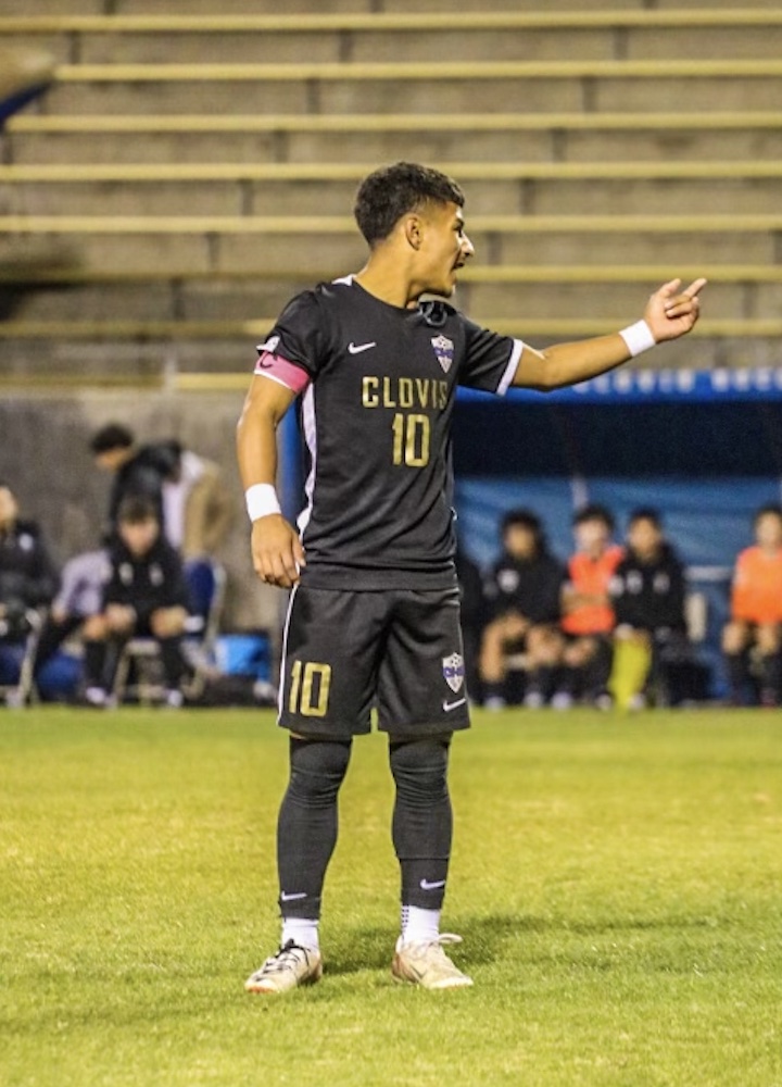 Clovis showdowns as Tri-Rivers League, Central Section flexes | Prep Soccer